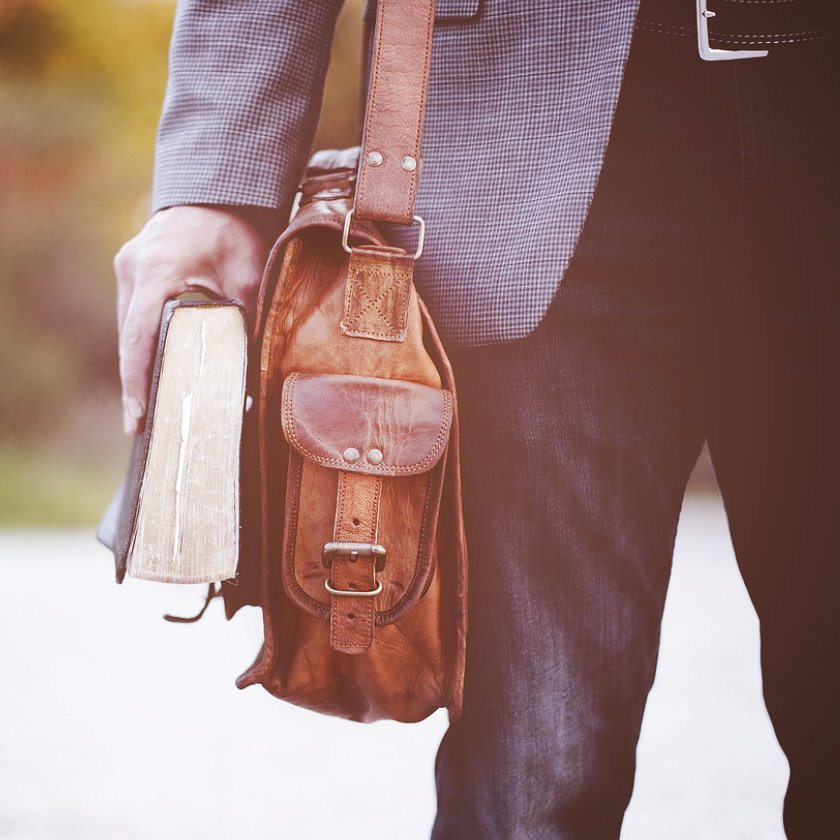 Ongoing – man book going – Ebook Friendly